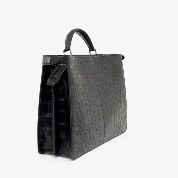 Fendi Peekaboo Iseeu Medium