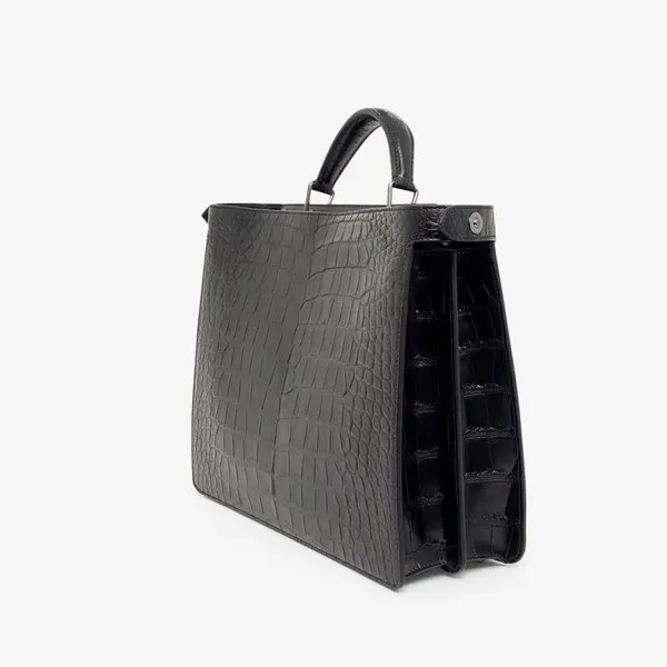 Fendi Peekaboo Iseeu Medium