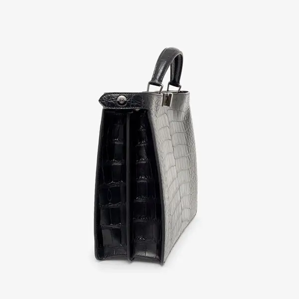 Fendi Peekaboo Iseeu Medium