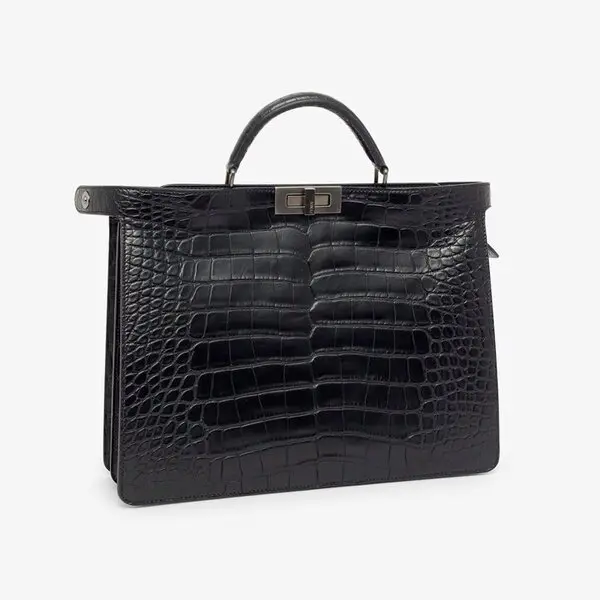 Fendi Peekaboo Iseeu Medium