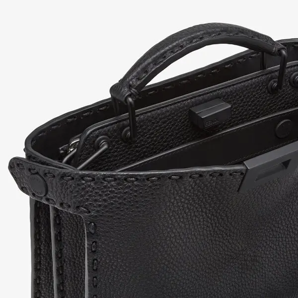 Fendi Peekaboo Iseeu Mini