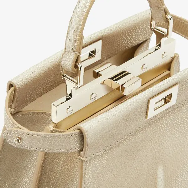 Fendi Peekaboo Iseeu Petite