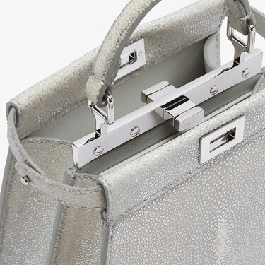 Fendi Peekaboo Iseeu Petite