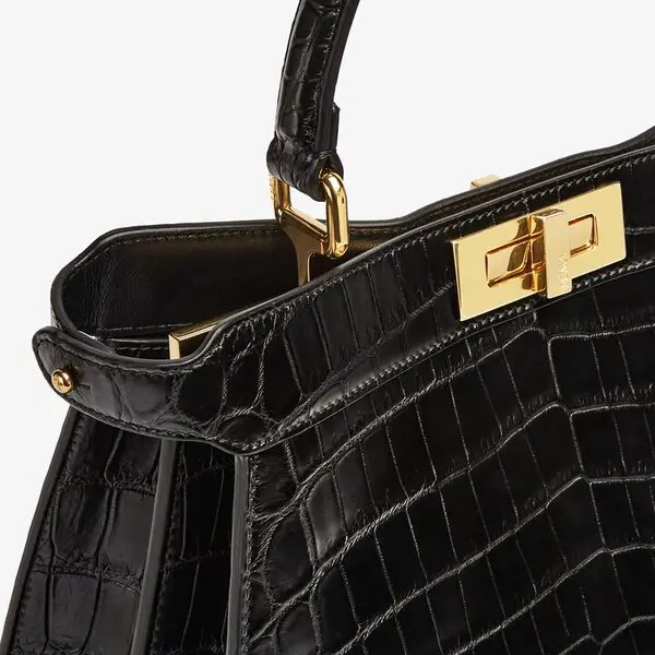 Fendi Peekaboo Iseeu Medium