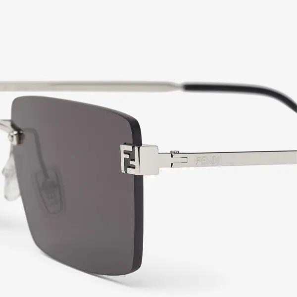 Fendi Sky Rectangular Sunglasses With Ff Customisation - Grey