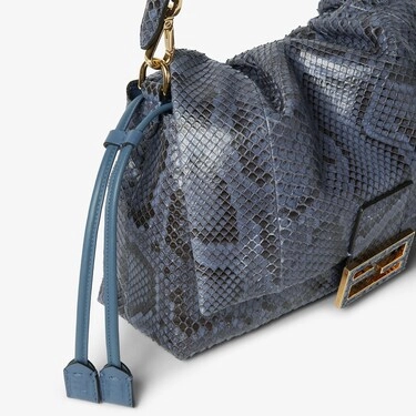 Fendi Mamma Baguette Medium