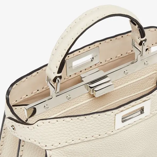 Fendi Peekaboo Iseeu Small Selleria Bag