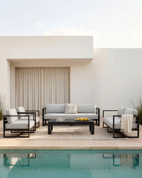 Quince Linear Aluminum Outdoor Coffee Table