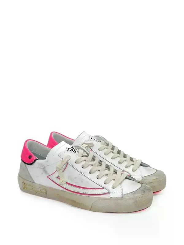 HTC LOS ANGELES Distressed Finish Vipers Sneakers