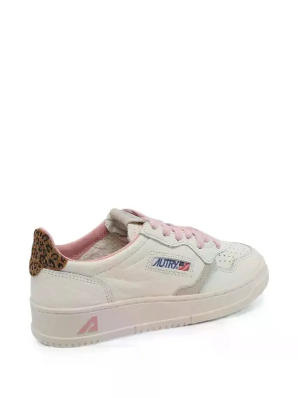 AUTRY Medalist Leather Sneakers