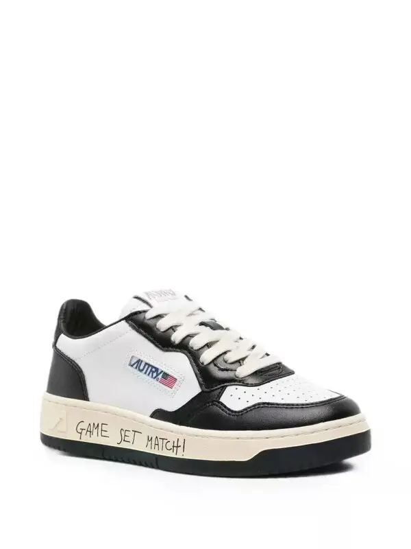 AUTRY Medalist Low Calf Leather Sneakers - Black