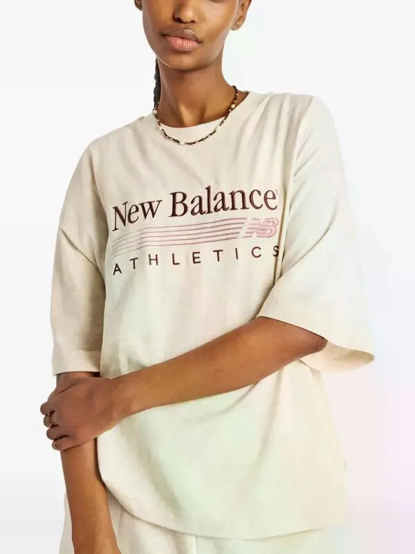 NEW BALANCE Trackside Logo T-shirt