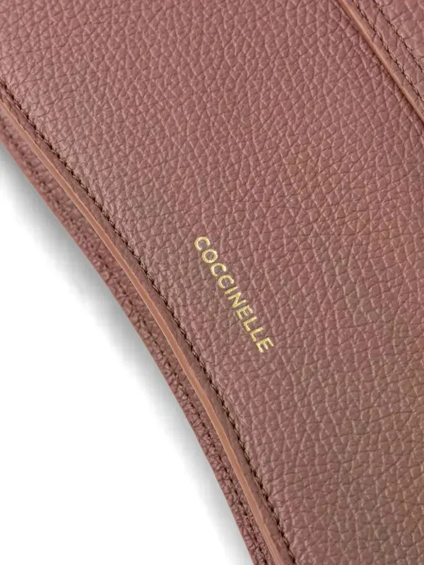 COCCINELLE Grainy Shoulder Bag