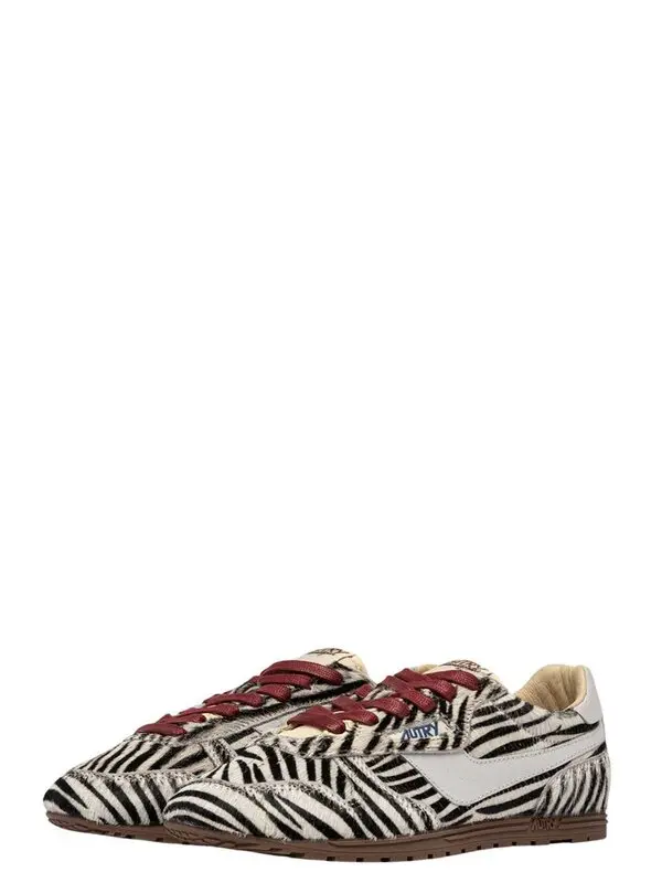 AUTRY Windspin Low Wom Pz01 Pony/crack Zebra/white
