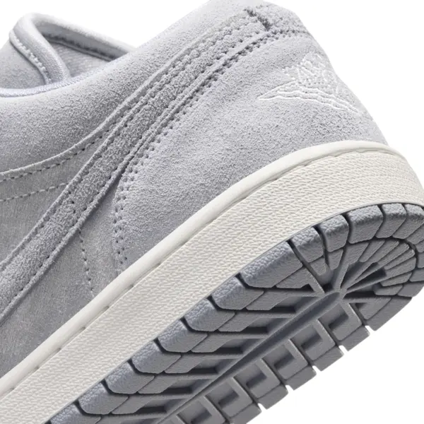 JORDAN 1 Low Se "obsidian Mist/wolf Grey" Sneakers