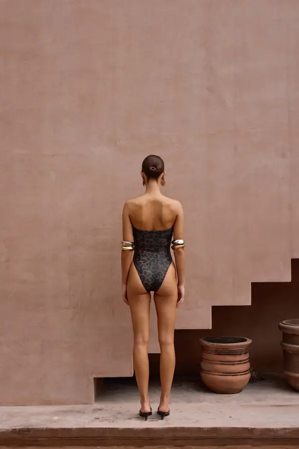 SAME LOS ANGELES Strapless One Piece