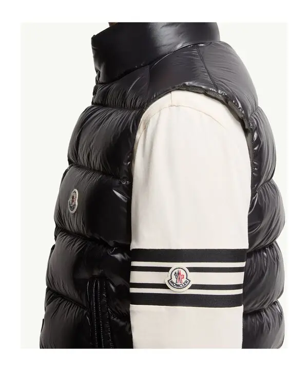 Moncler Tibb Logo Patch Zip-up Padded Gilet - Black