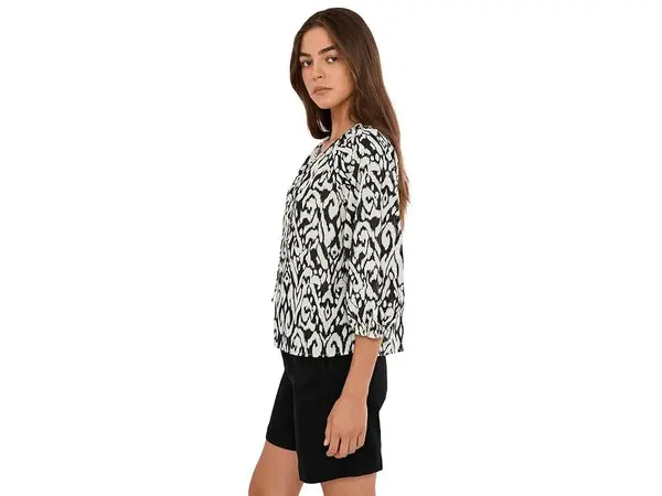 Vince Camuto Printed Lace-up Raglan Top - Black