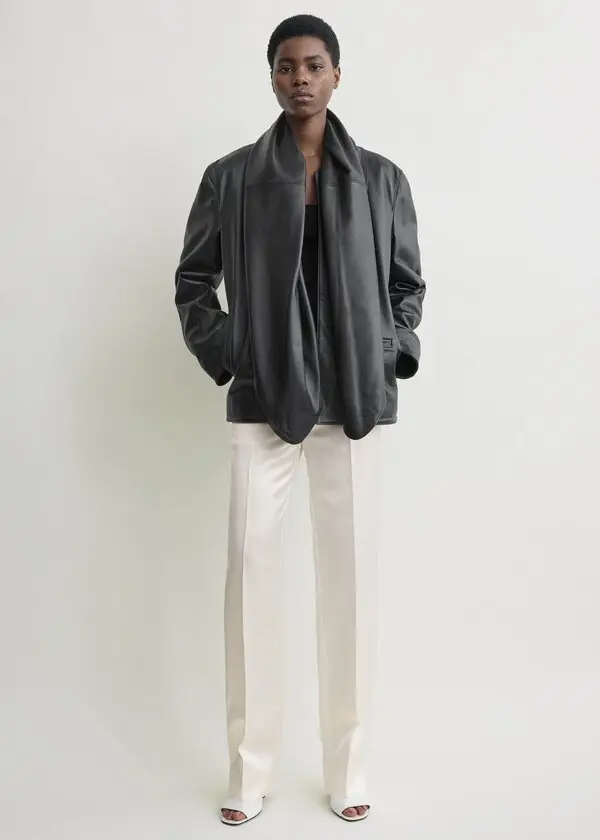 TOTEME Big Leather Scarf