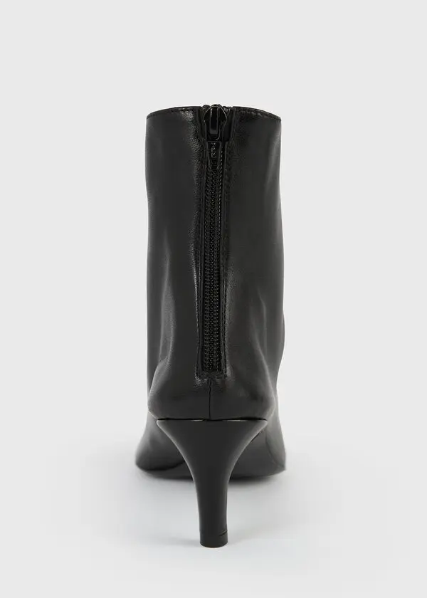 TOTEME Soft Nappa Ankle Boots