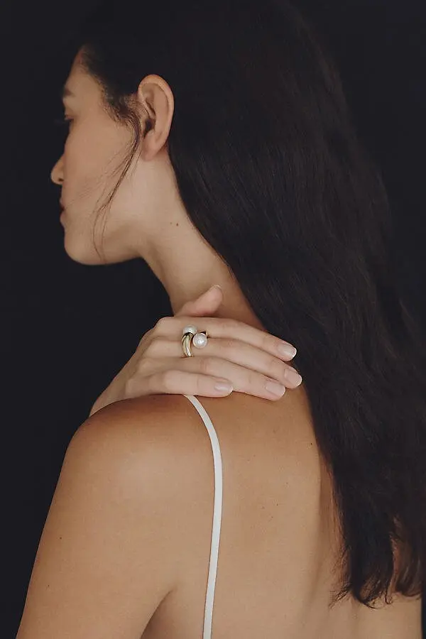 Anthropologie Chunky Twist Pearl Ring