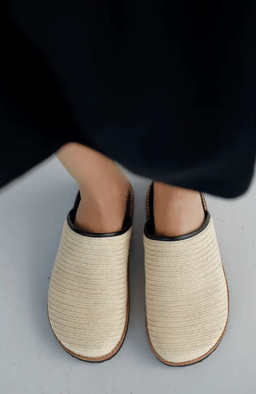 DANIELLA SHEVEL Arden Slide