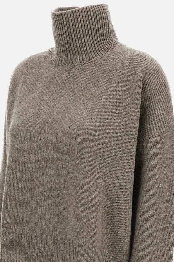 LISA YANG Heidi Cashmere Turtleneck Sweater