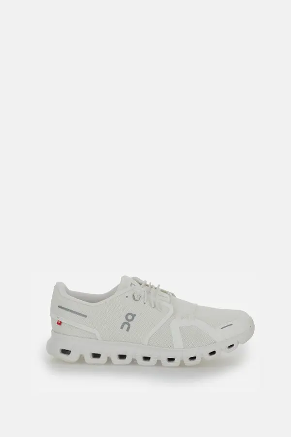 On Cloud 6 Lace Up Sneakers - White
