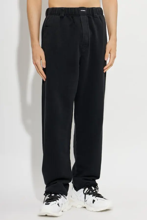 Vetements Sweatpants With Raw-edge Legs