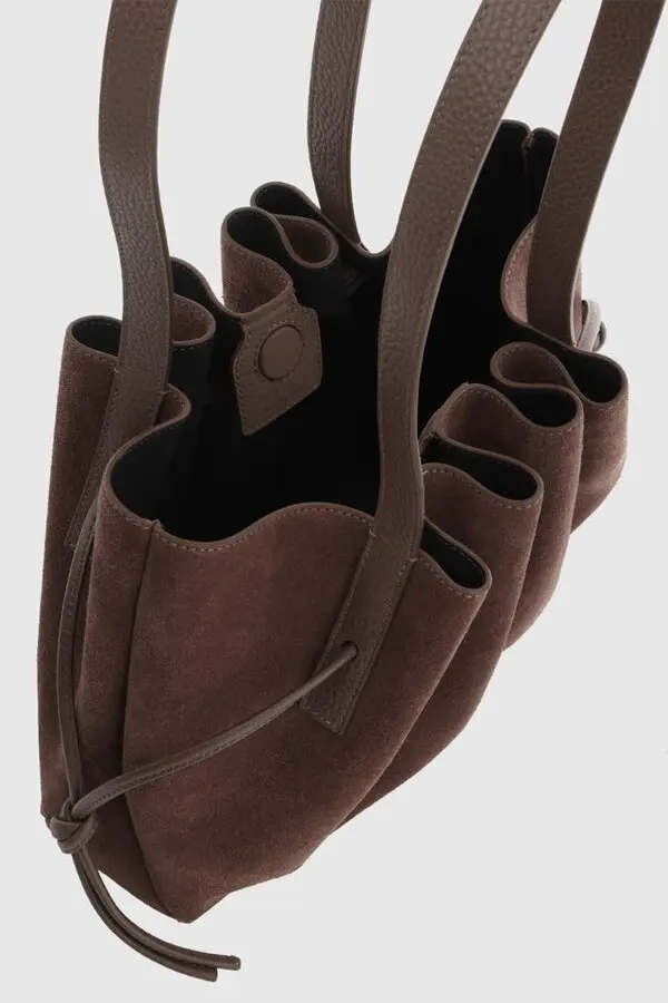 Yuzefi Scallop Shoulder Bag - No