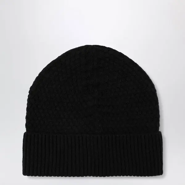 Moncler Wool Beanie With Logo Patch - Black