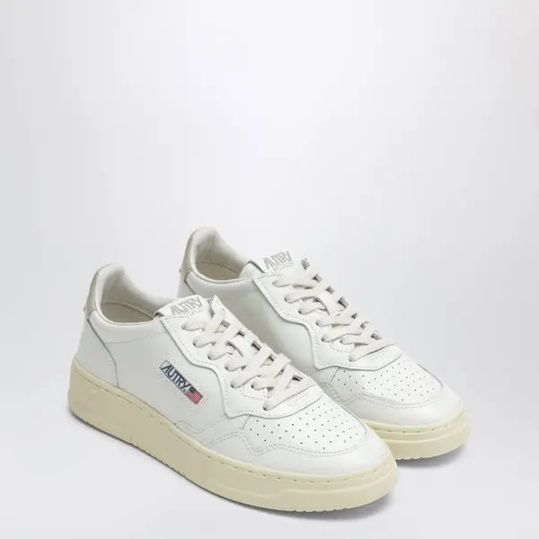 AUTRY Medalist Low Top Sneakers - White