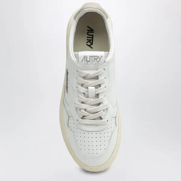 AUTRY Medalist Low Top Sneakers - White