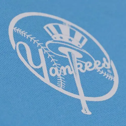 Mitchell & Ness New York Yankees Insignia Premium T-shirt