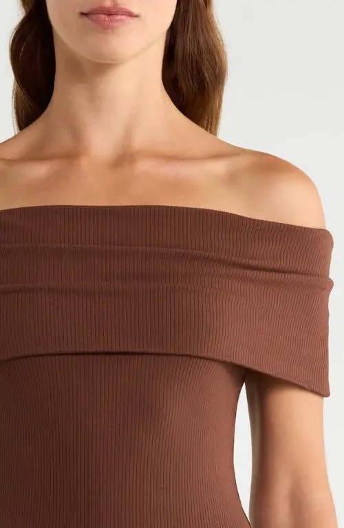 Paige Rosarita Rib Knit Off-the-shoulder Top - Oak