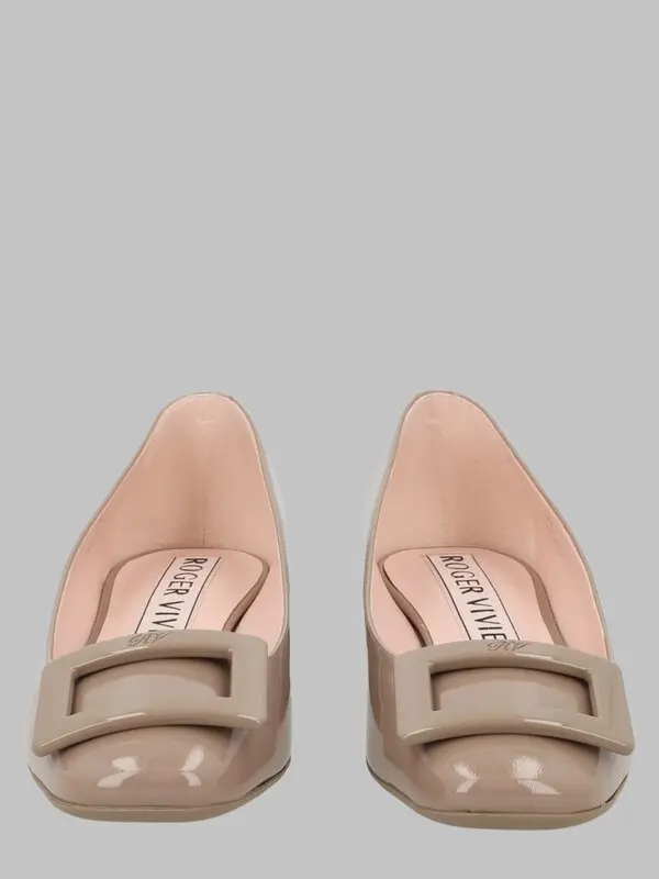 ROGER VIVIER Ballerina "u Look" In Vernice