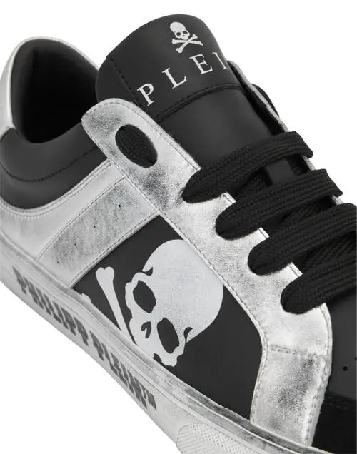 Philipp Plein Retrokickz" Low-top Sneakers With Skull Motif