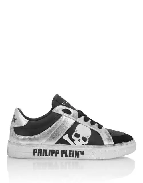 Philipp Plein Retrokickz" Low-top Sneakers With Skull Motif