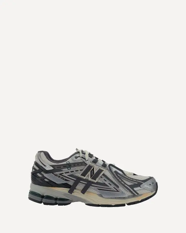 NEW BALANCE 1906a Sneakers - Silver