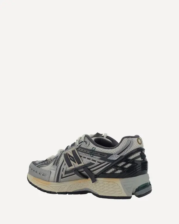 NEW BALANCE 1906a Sneakers - Silver