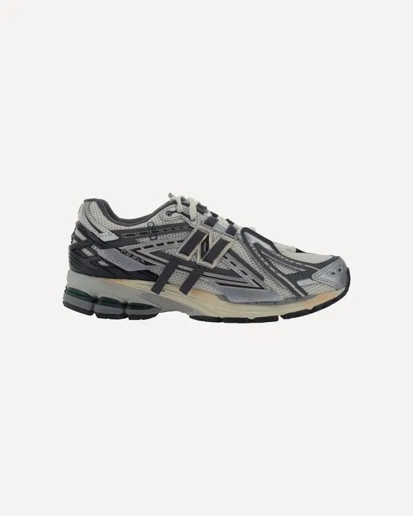 NEW BALANCE 1906a Sneakers - Silver