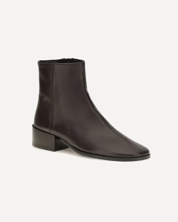 Dear Frances Riv02-river Boot