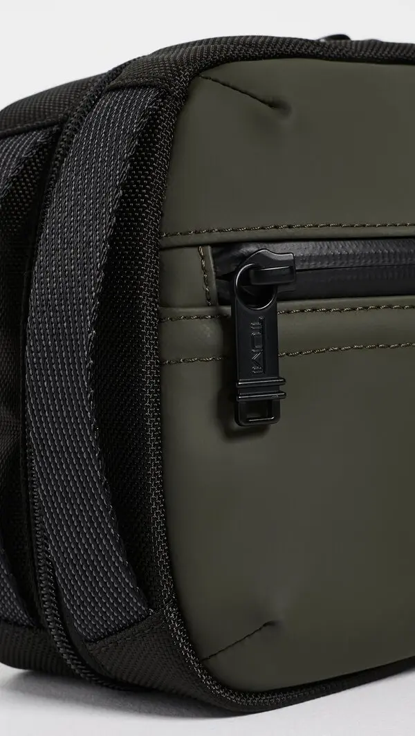 Tumi Response Travel Kit