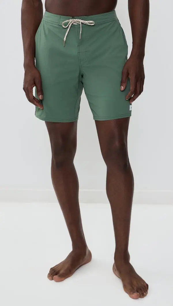 KATIN Theo Hybrid Board Shorts 18