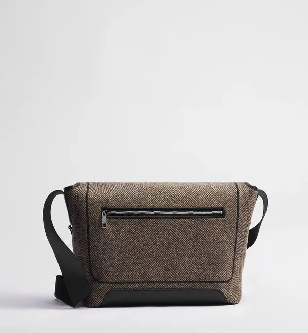 Dior Medium Jett Messenger Bag With Flap