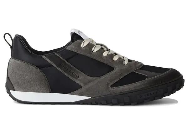 Givenchy Glide Sneakerin