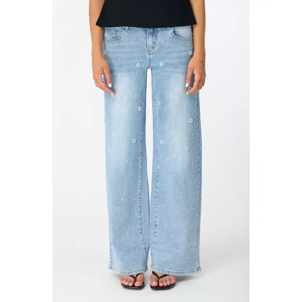 FADE OUT LOUD Stretch Wide Leg Jeans With Embellished Blooms
