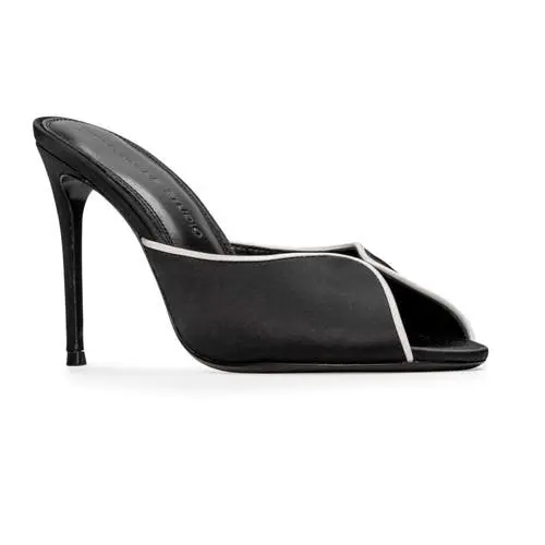 BLACK SUEDE STUDIO Amelia 100 Mule