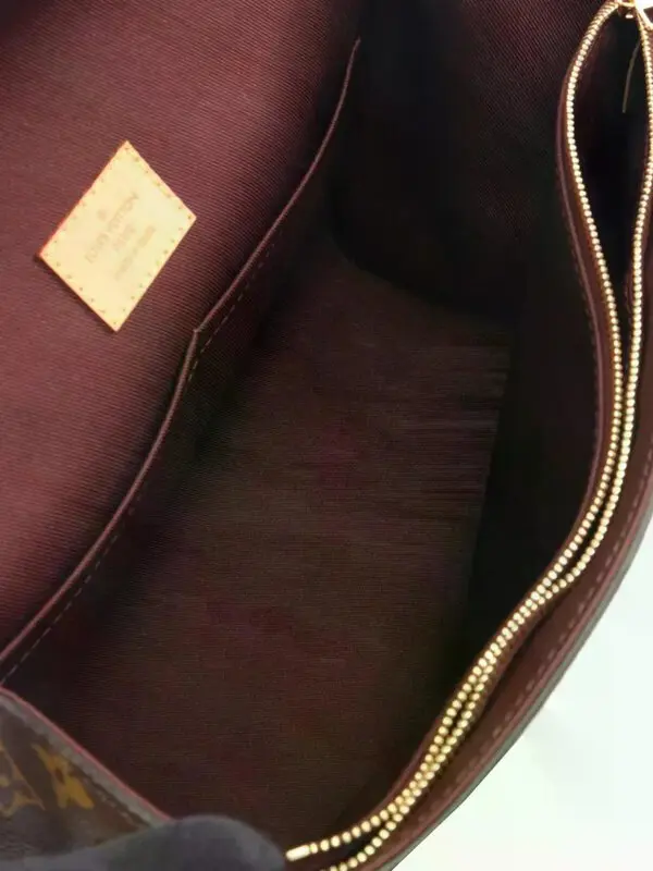 LOUIS VUITTON 2018 Monogram Cluny Mm Satchel