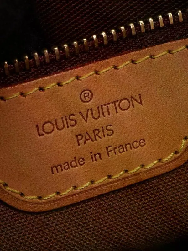 LOUIS VUITTON 2002 Monogram Vavin Pm Handbag